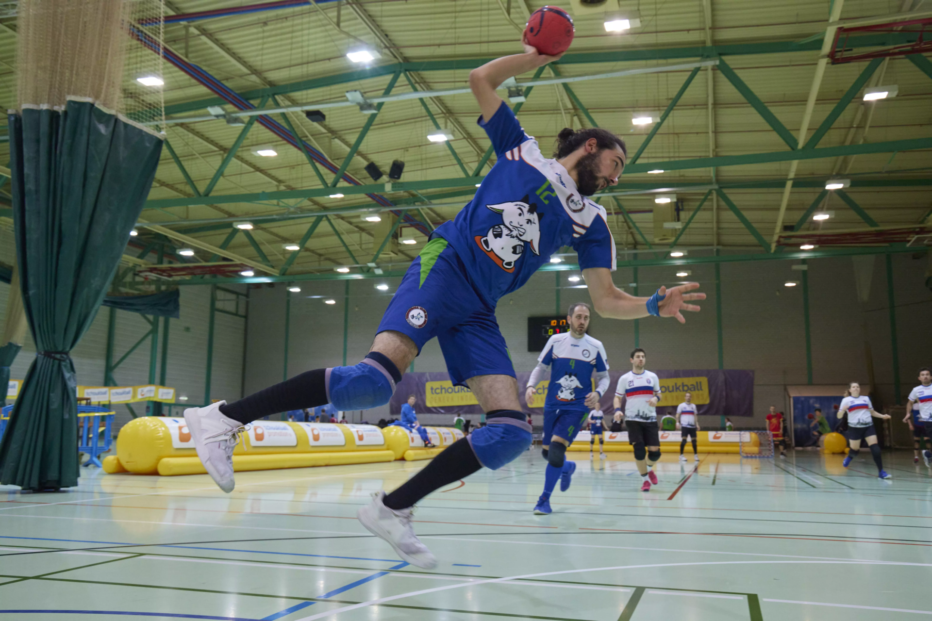 Présentation - Tchoukball Club du Mellois